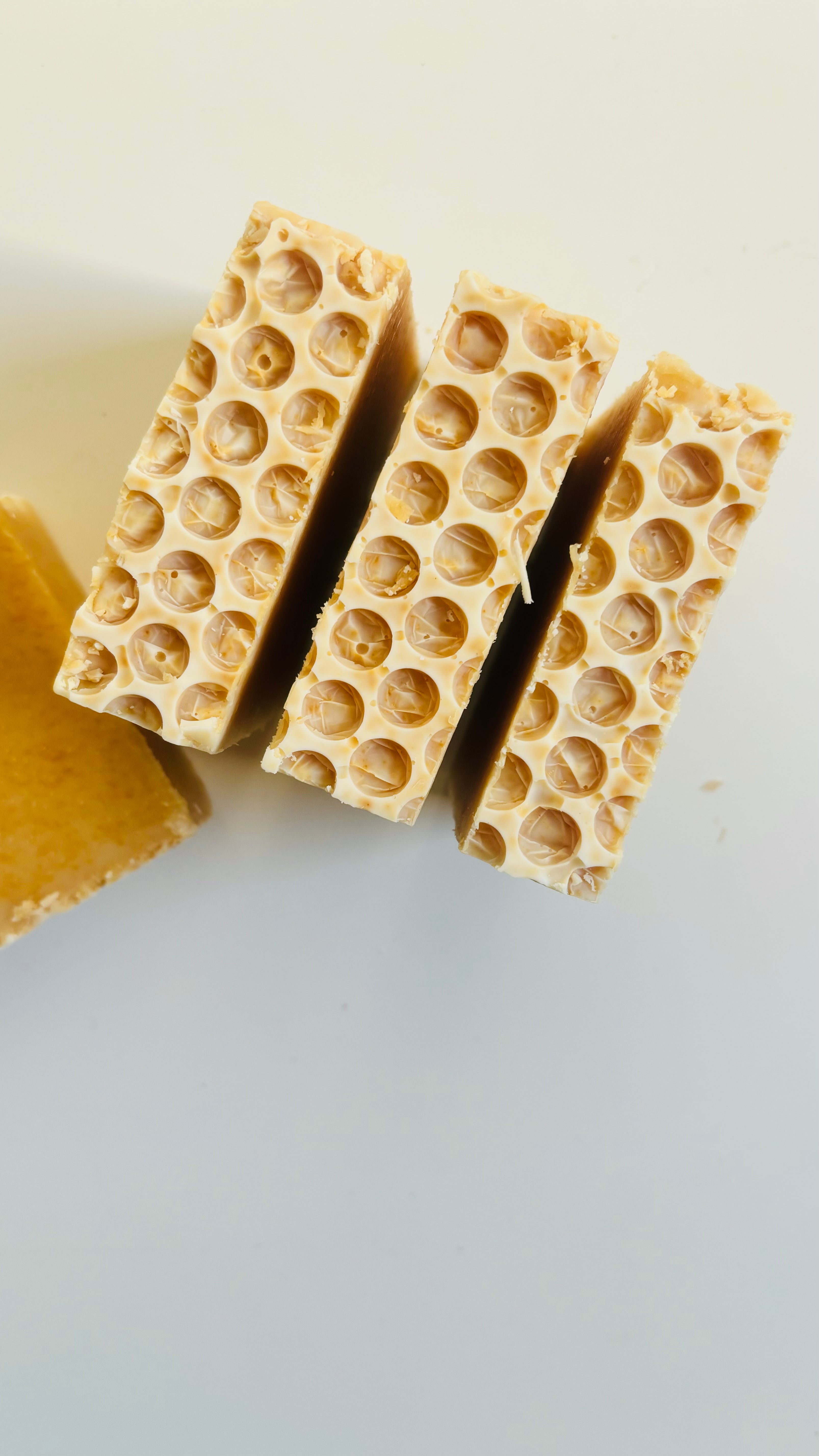 Honey Oatmeal Soap Bar Gentle & Nourishing – Ava Quinn's